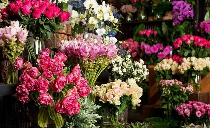 6 Jenis Karangan Bunga dan Fungsinya Pilihan Terbaik dari Istana Florist